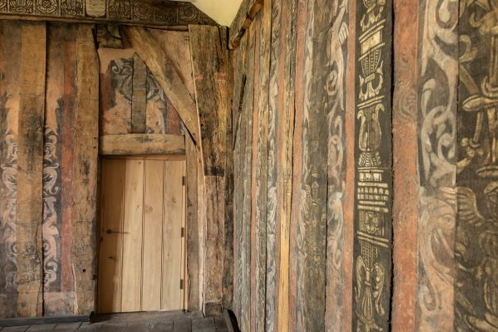 Creating a replica of Calverley Old Hall’s medieval wall paintings