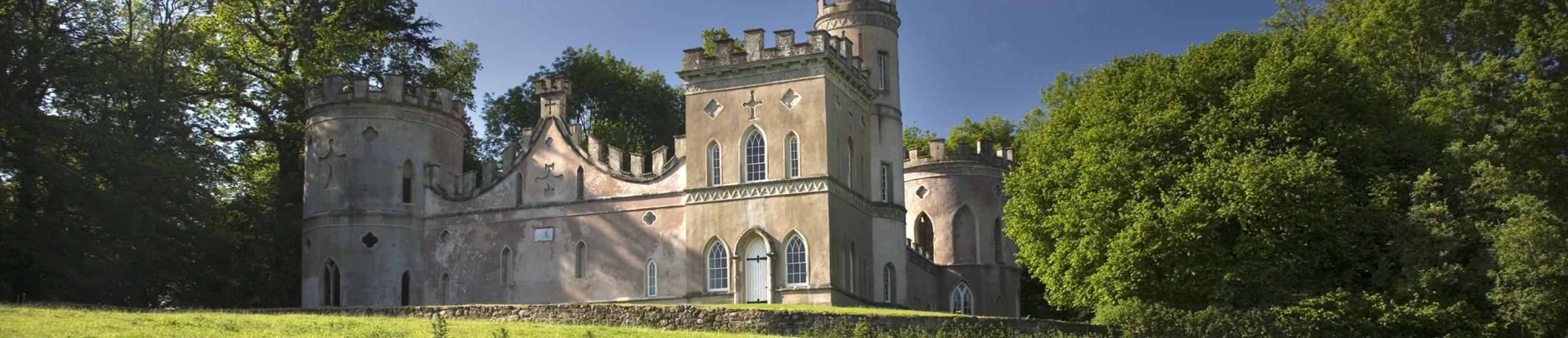 Clytha Castle