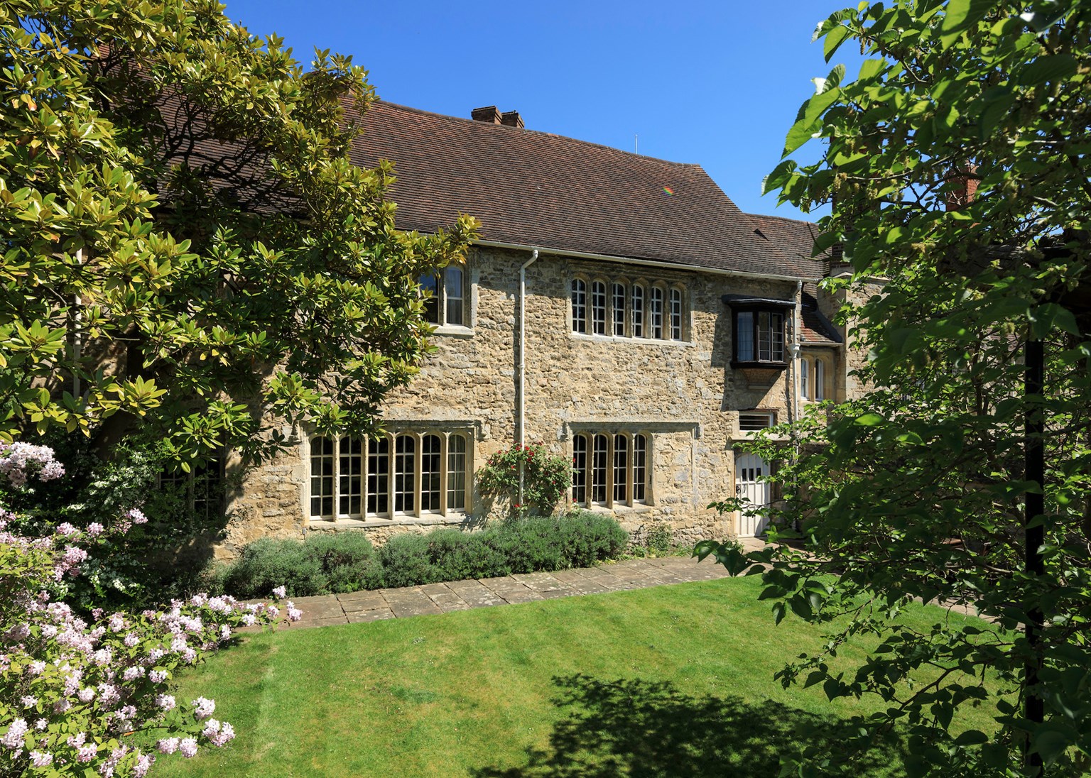 Holiday at The Old Parsonage in Iffley, Oxford | The Landmark Trust